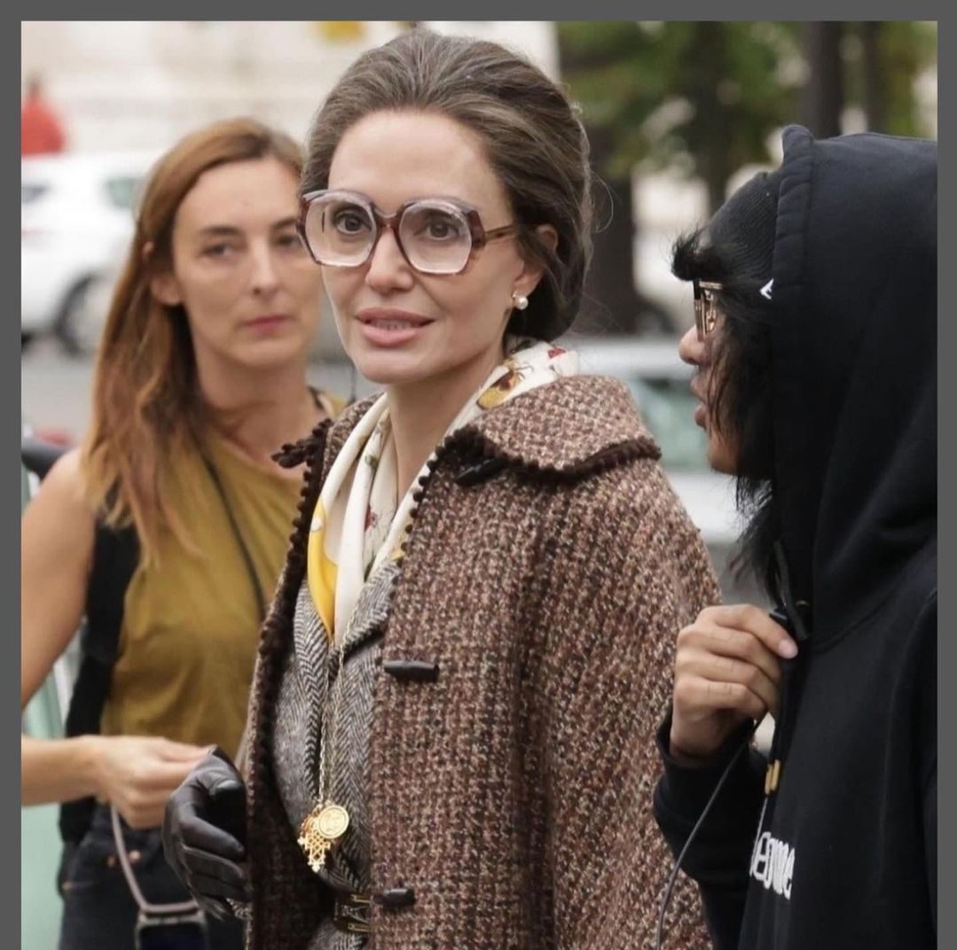 تصاویر جدید آنجلینا جولی در پاریس با گریمی متفاوت