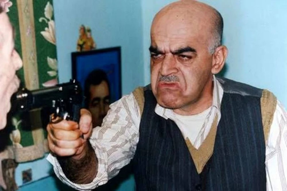 بیوگرافی و عکس های جذاب حمید لولایی عکس زن و دختر زیبای آقا ماشالله سریال خانه به دوش