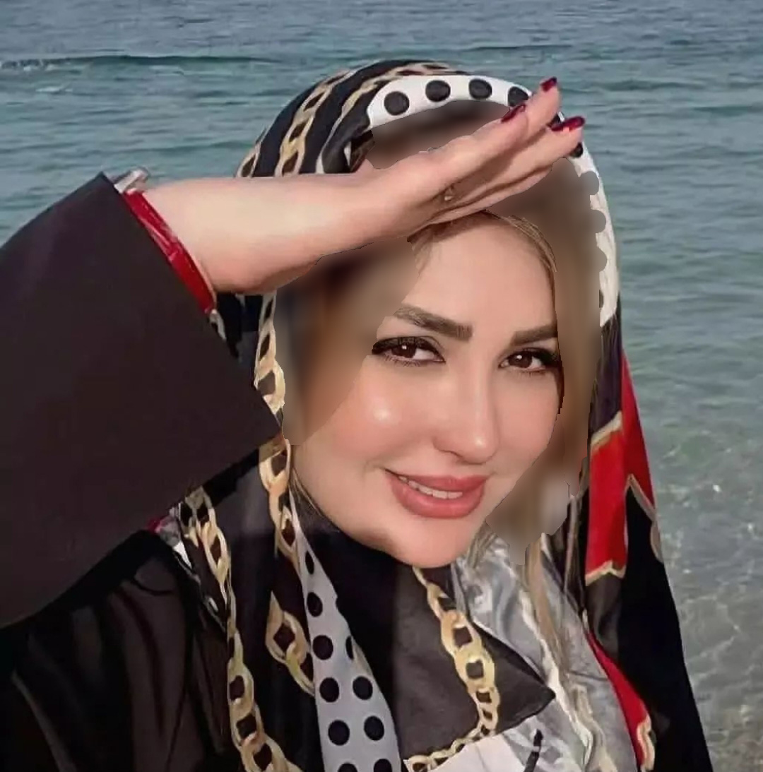 عکسی خاص از نیوشا ضیغمی کنار دریا