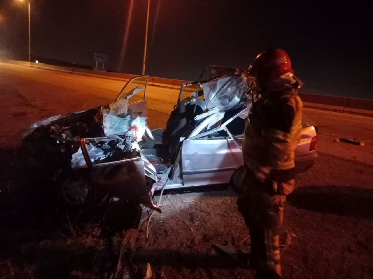 واژگونی مرگبار پراید در قزوین پراید مچاله شد عکس دلخراش