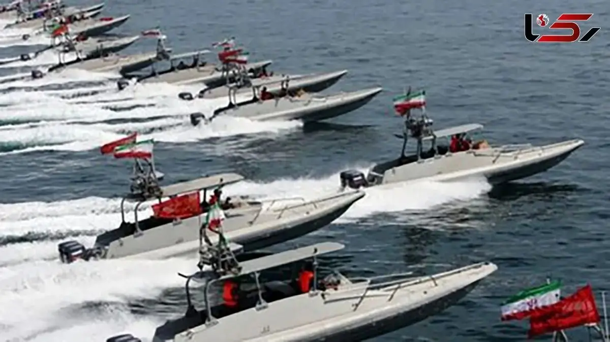 400 Iranian IRGC Fast Boats Surround US Aircraft Carrier Abraham ...