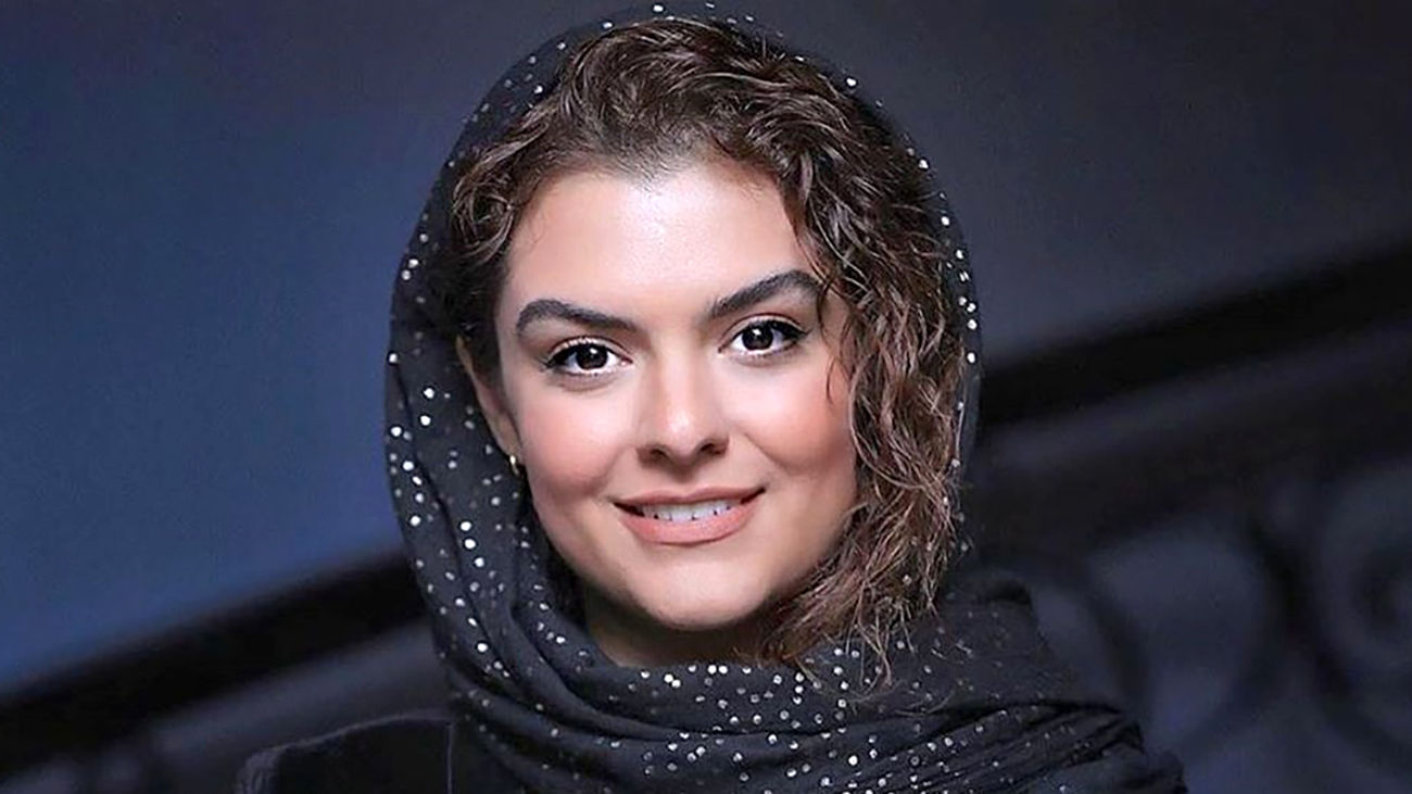 دنیا مدنی در آغوش تنها مرد زندگی اش خانم بازیگر از ته دل ذوق کرد