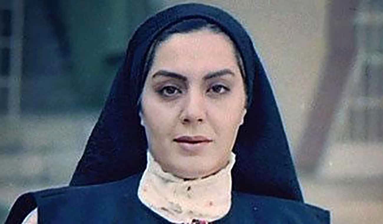 این دختر زیبا کدام بازیگر معروف ایرانی است ؟ عمرا بشناسیدش